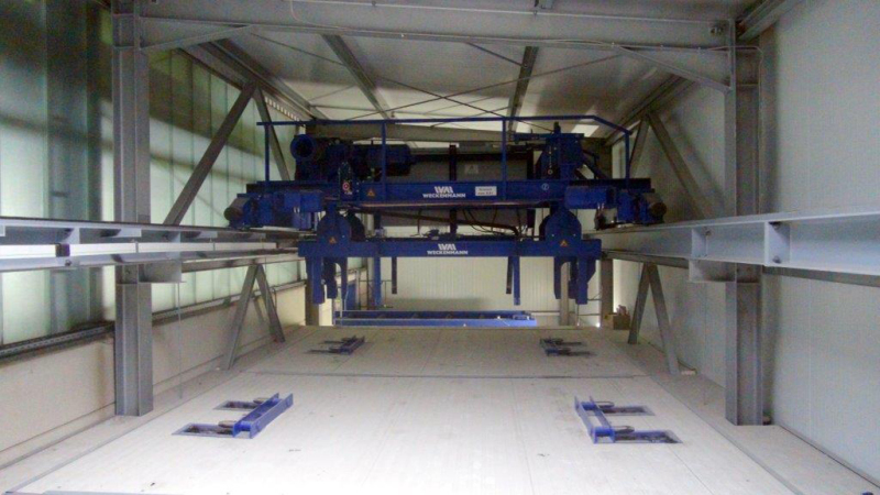 Modern plant equipment for production of prestressed concrete railway ...