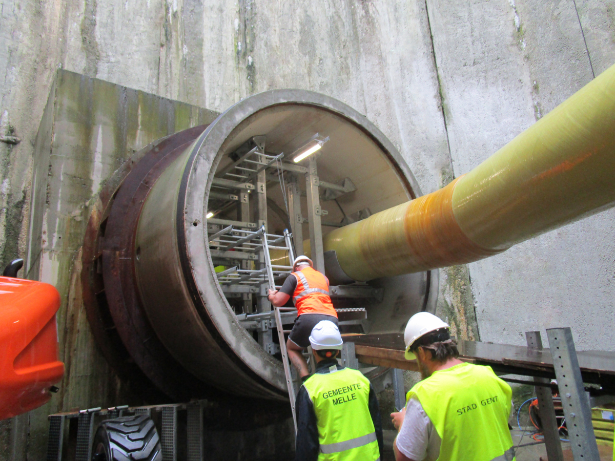 Patented high-performance reinforced concrete pipes for Antwerp ...