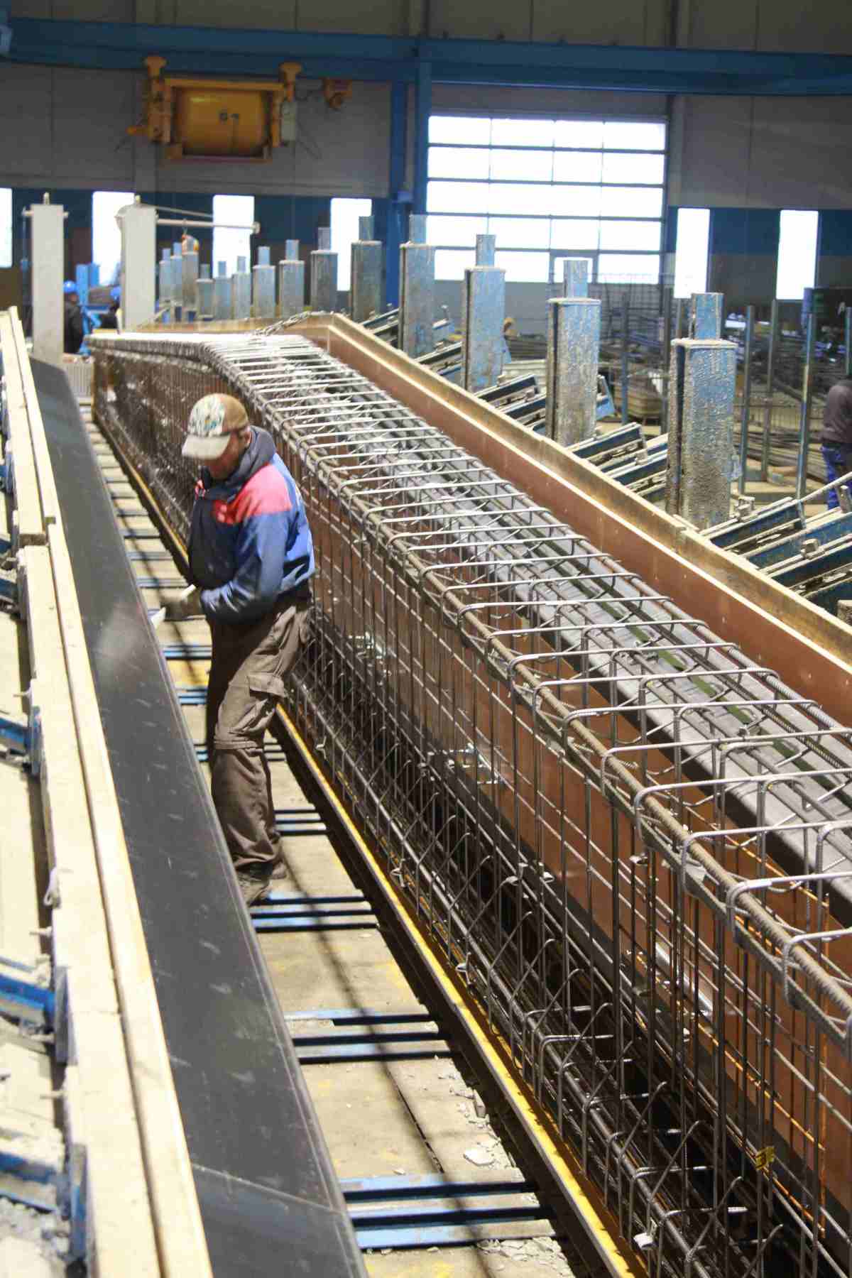 Precast concrete specialist with experience and effectiveness ...