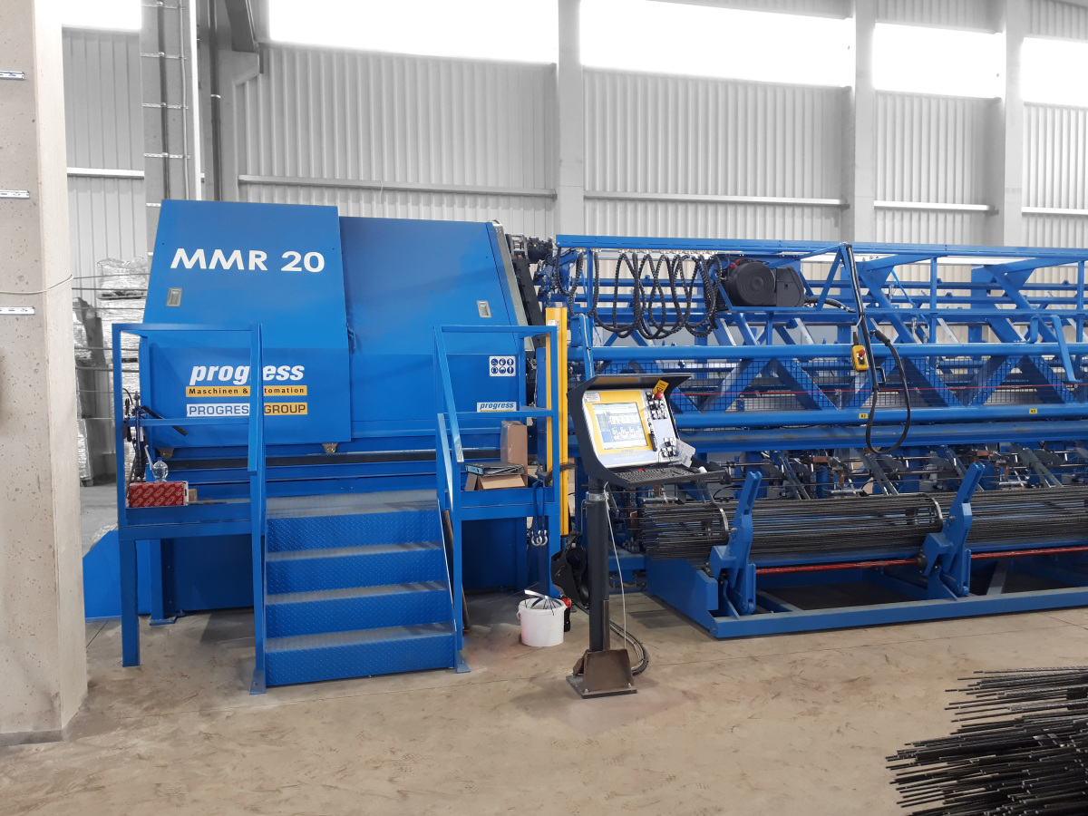 Vollautomatische Bamtec Produktionslinie für Atterer Stahlcenter ...