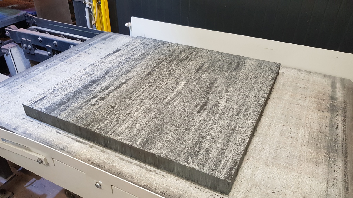 Thin large-format terrace slabs from Kortmann Beton - Concrete Plant ...