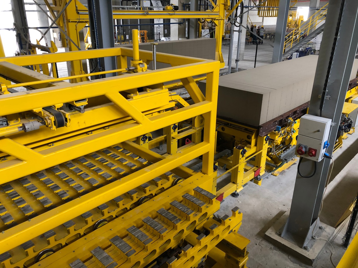 The green separating table for AAC production - Concrete Plant Precast ...