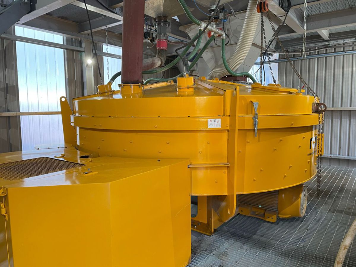 New Rapid pan concrete mixer doubles outputs - Concrete Plant Precast ...