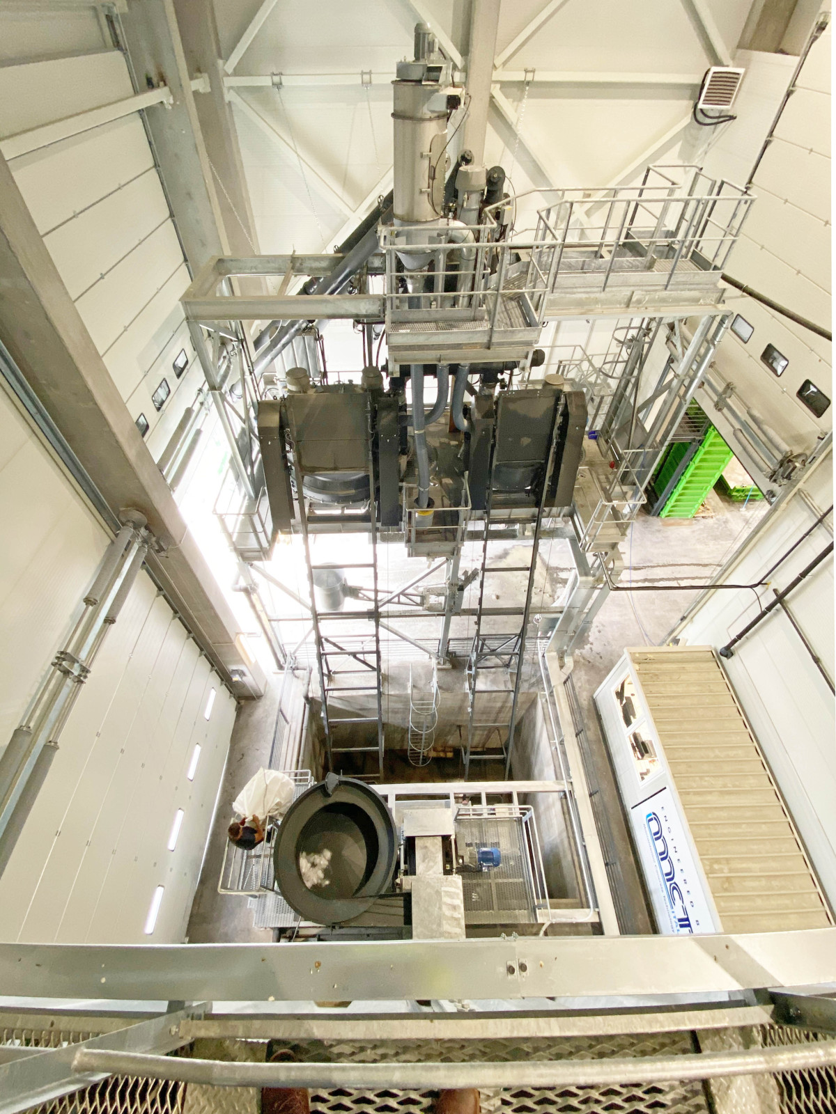 East Hungary development through MCT top-class technology - Concrete ...