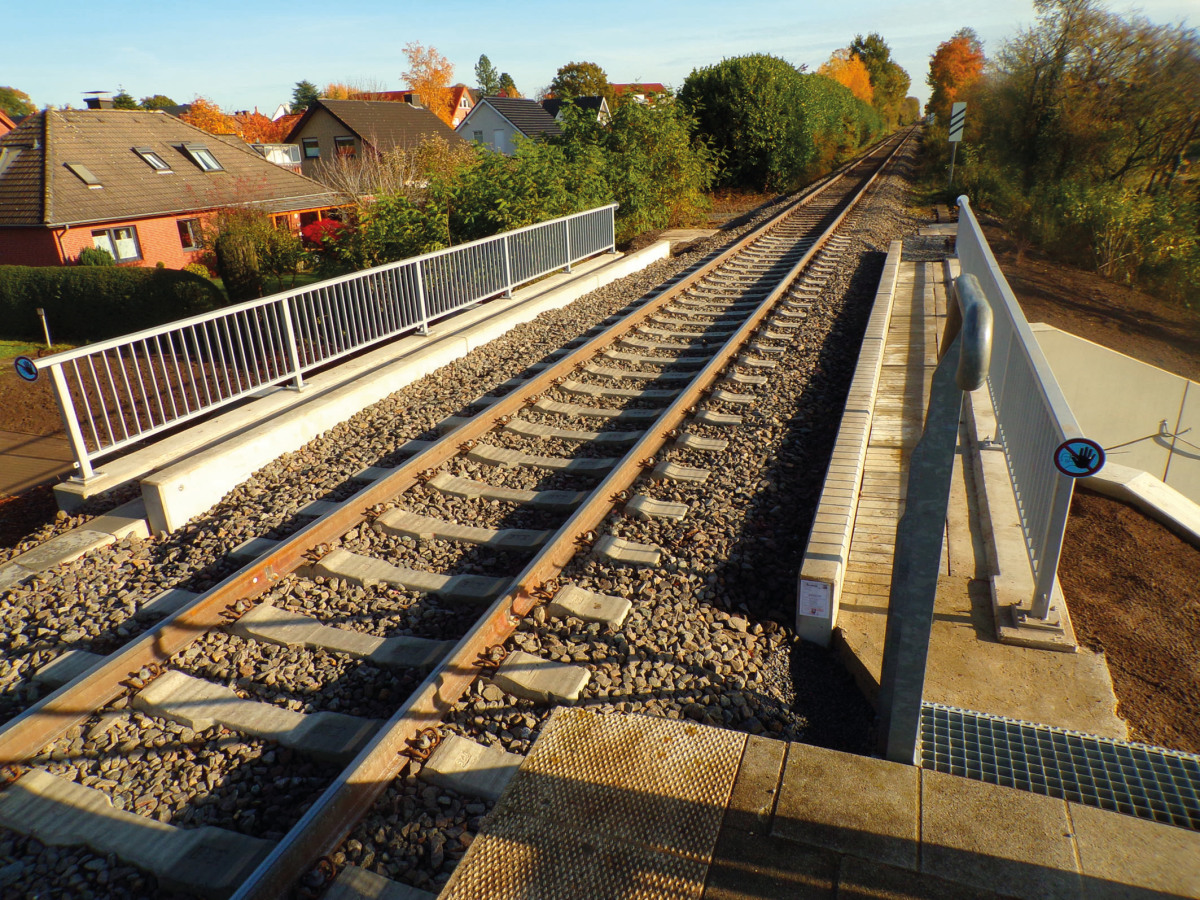 Faster construction with precast elements – Railway bridge near ...