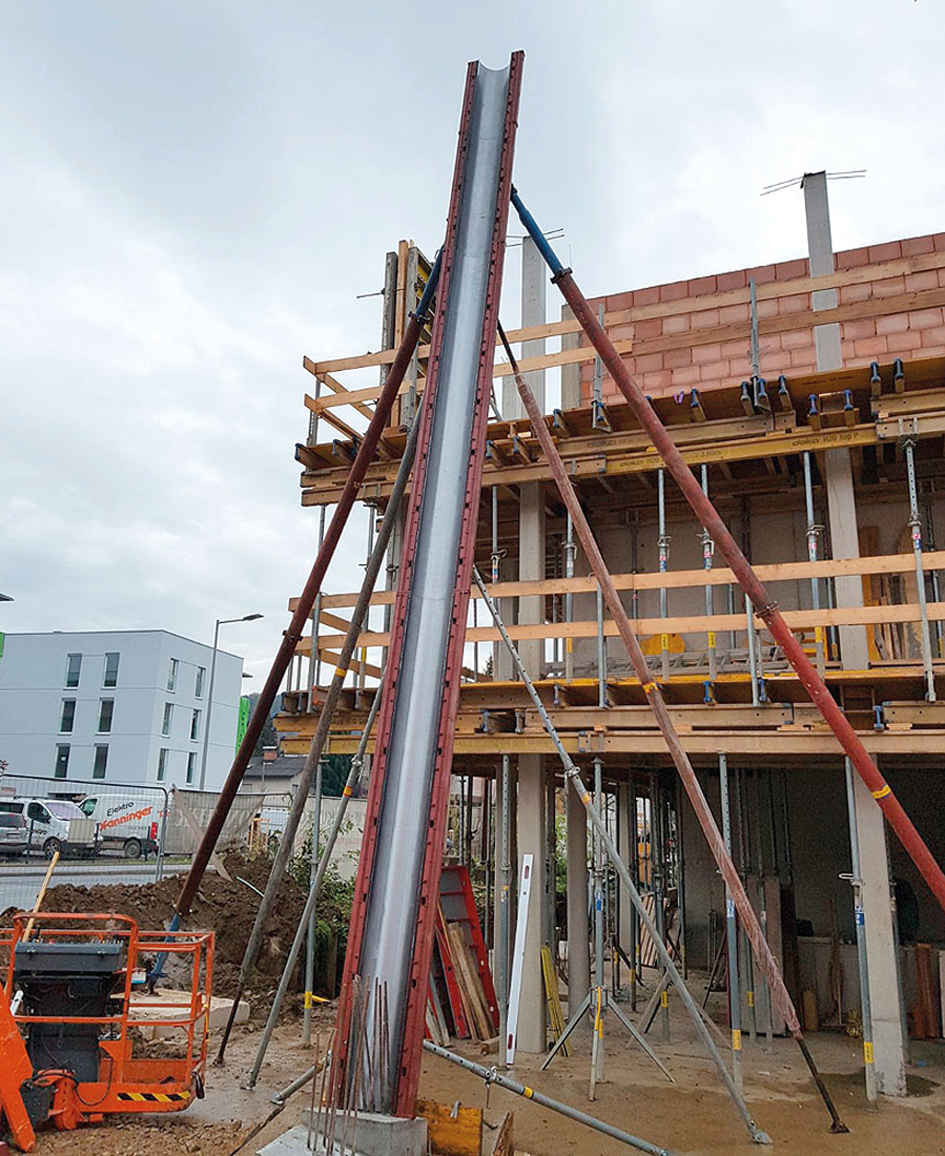 Formwork elements for slender concrete columns in V-shape - Concrete ...