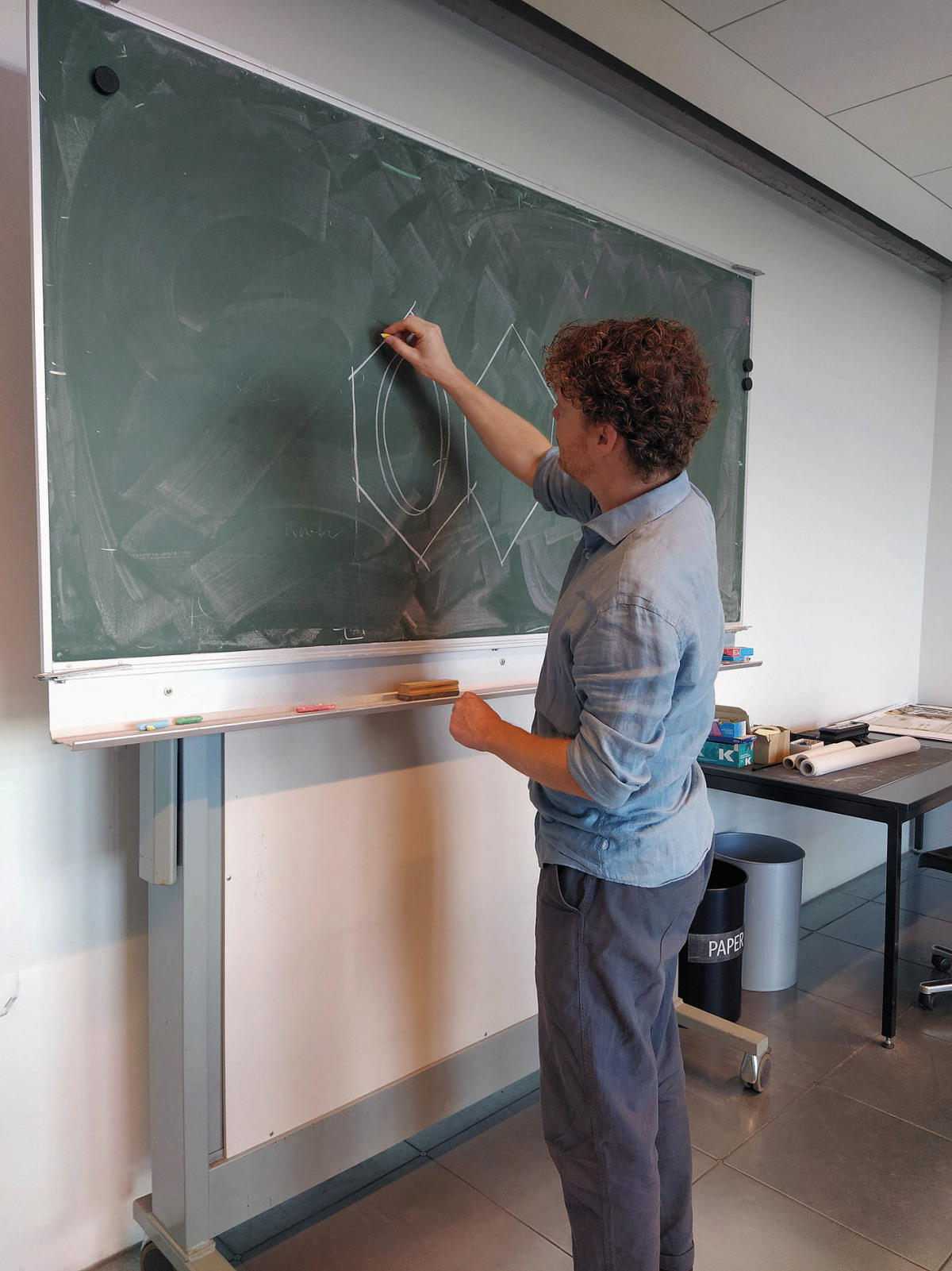 Exquisite precast concrete elements for the Naturalis Biodiversity ...