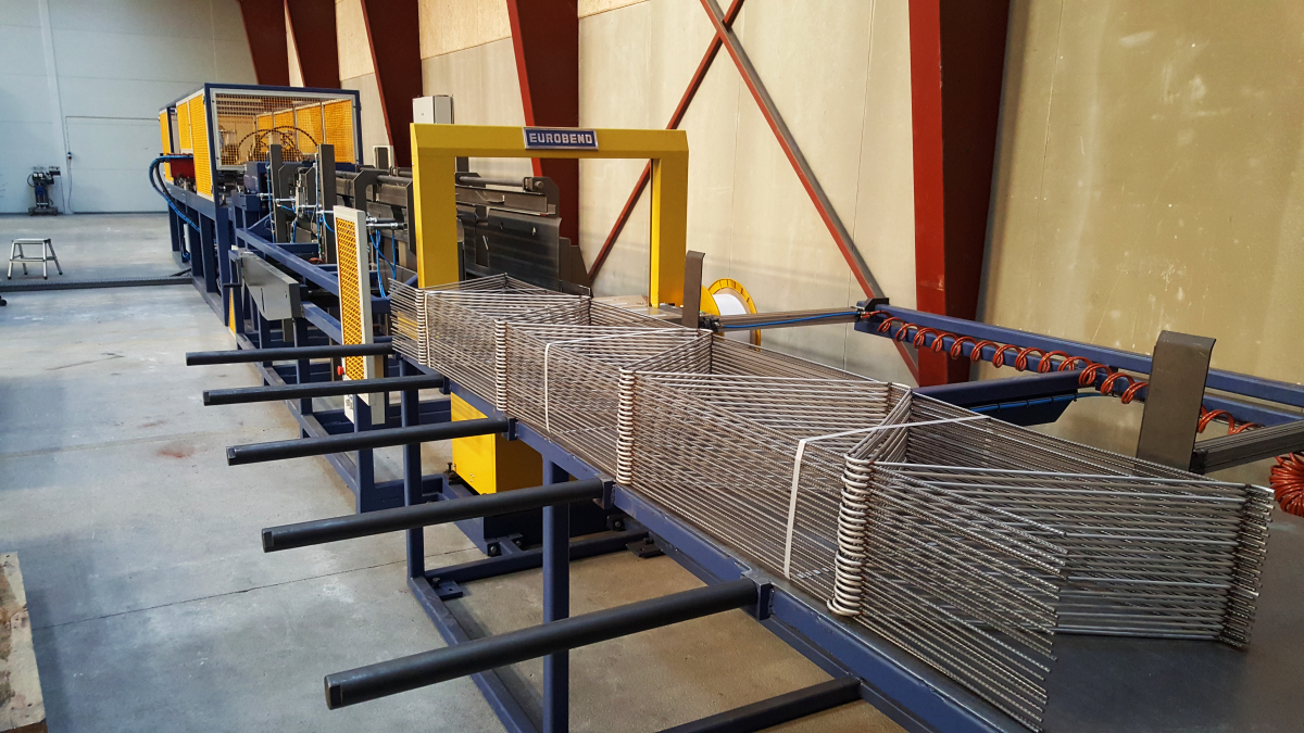 Welding line PLR Truss and Series PLT B Ladder - Concrete Plant Precast ...