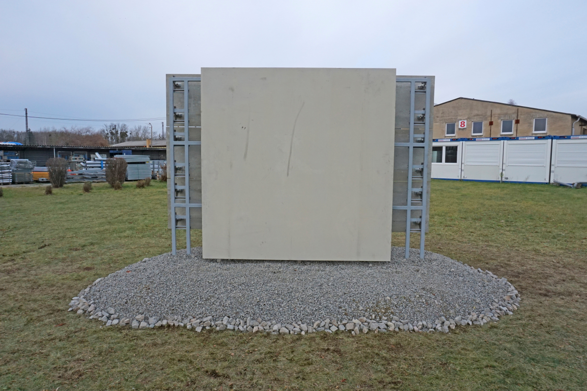 Memory steel connectors for carbon-reinforced concrete components ...