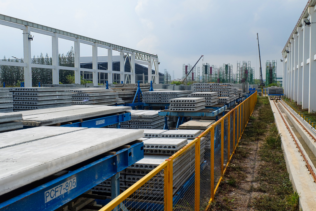 Thailand’s leader in the construction sector modernizes building ...