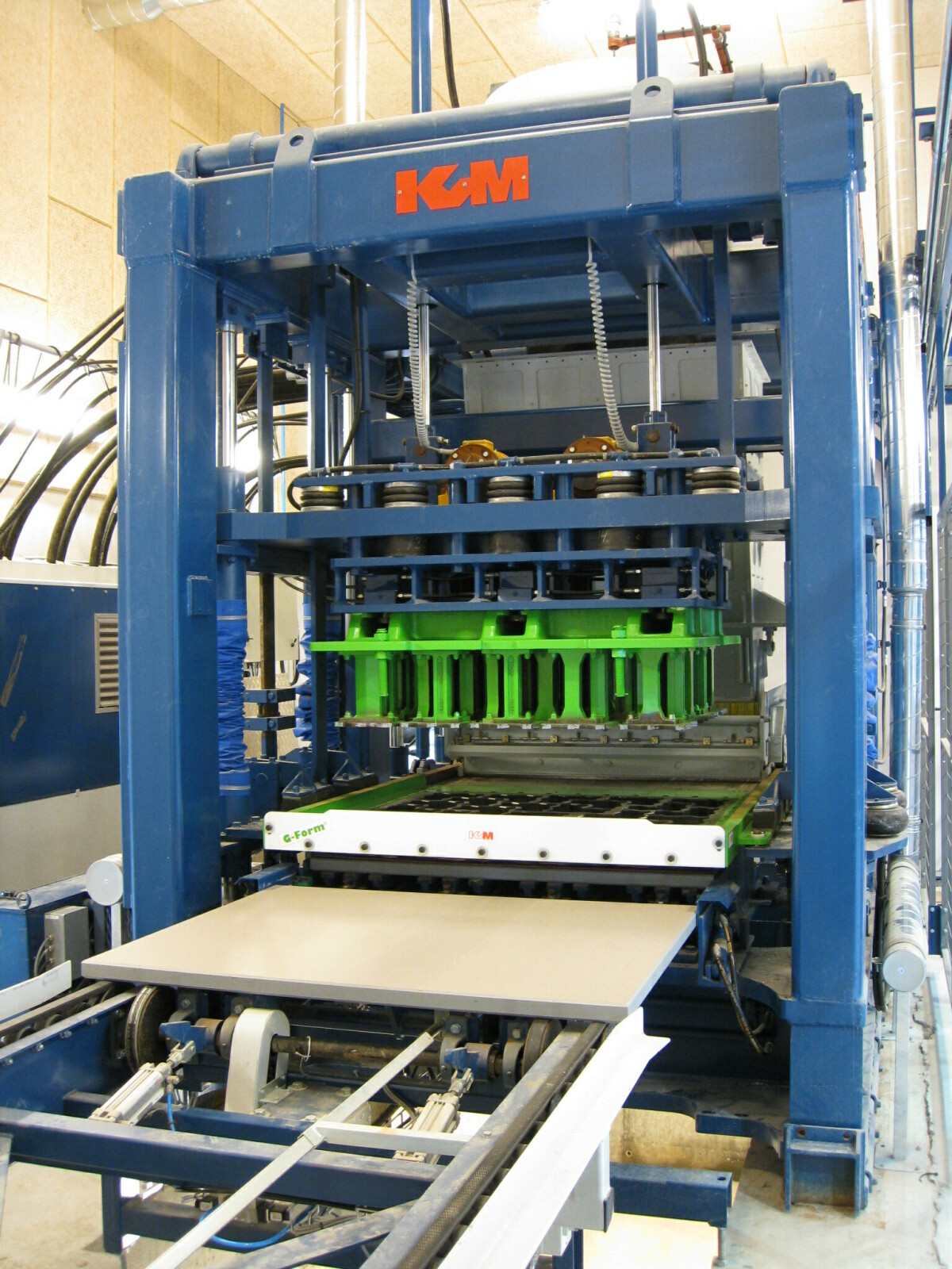 65 years of manufacturing a wide range of products on KVM machines ...