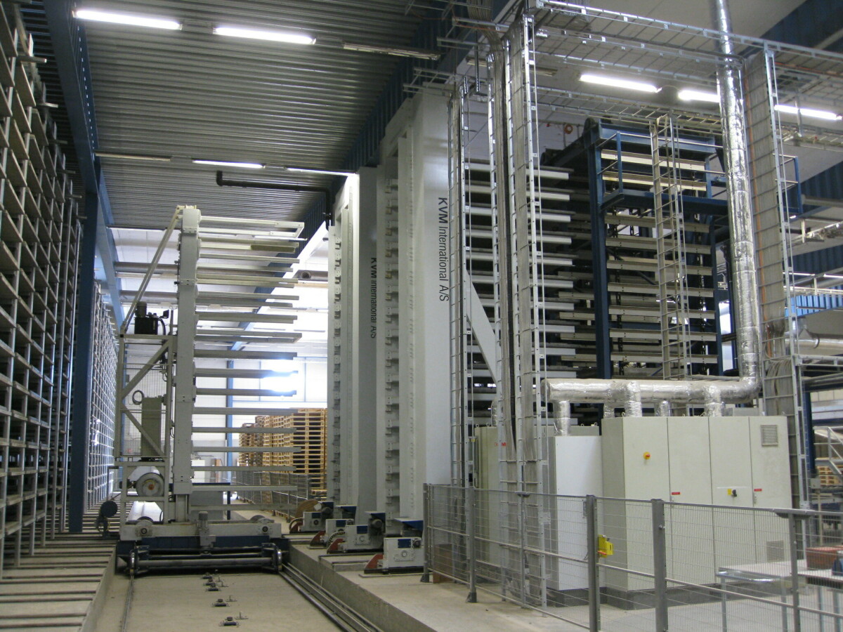 65 years of manufacturing a wide range of products on KVM machines ...