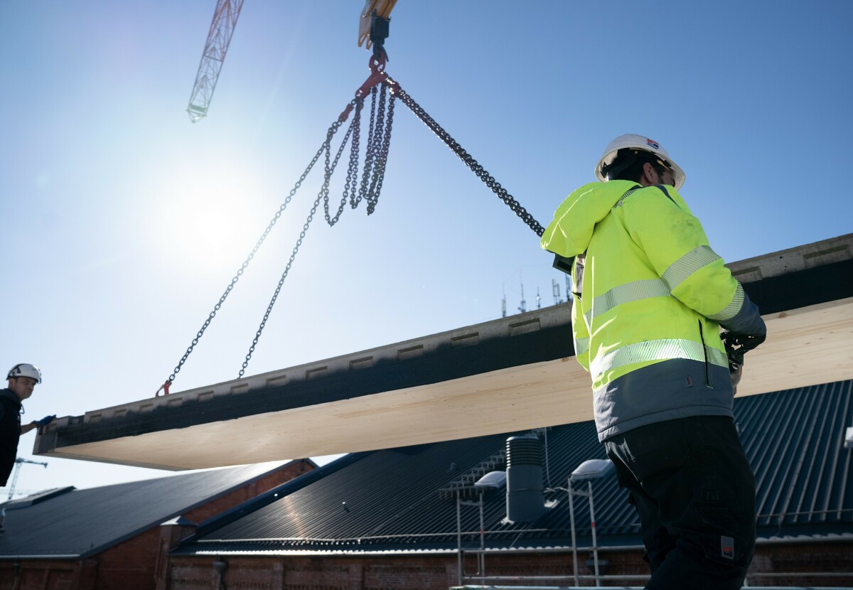 Production of wood-concrete composite floor slabs optimized - Concrete ...