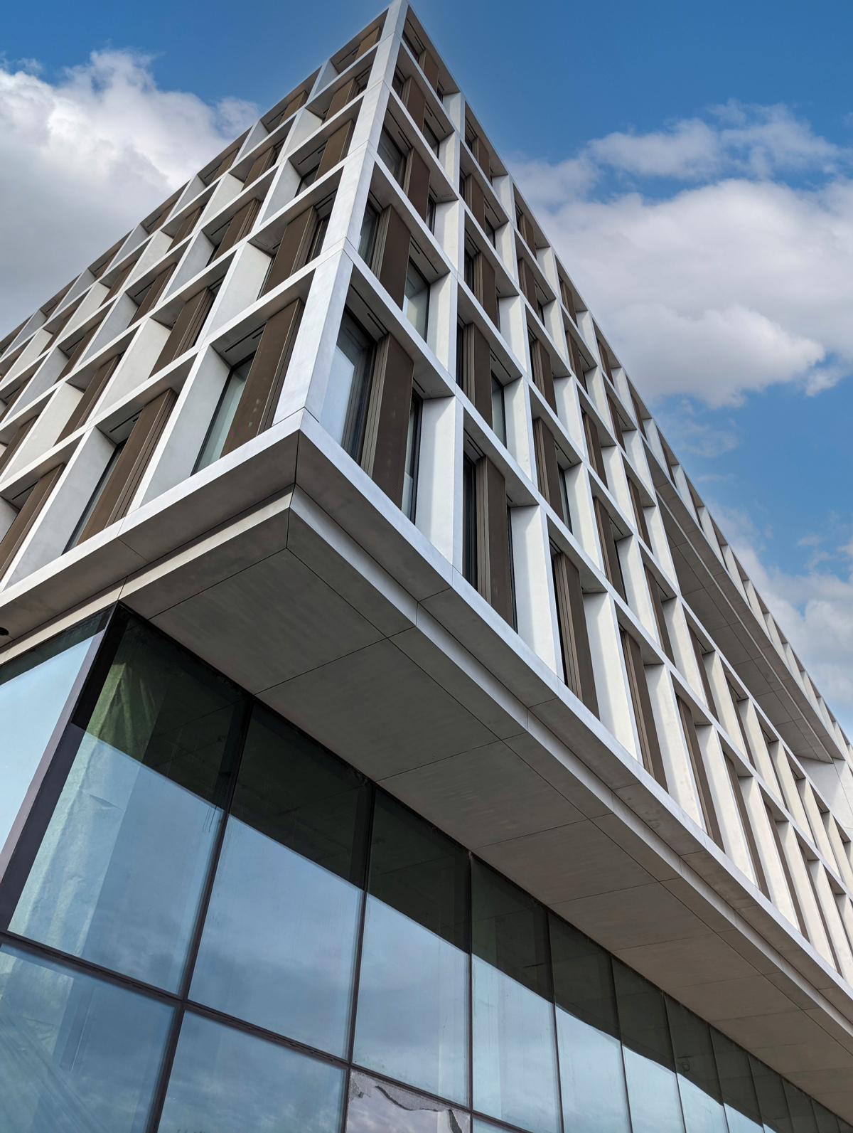 Criminal Justice Center built with Polycon architectural concrete ...