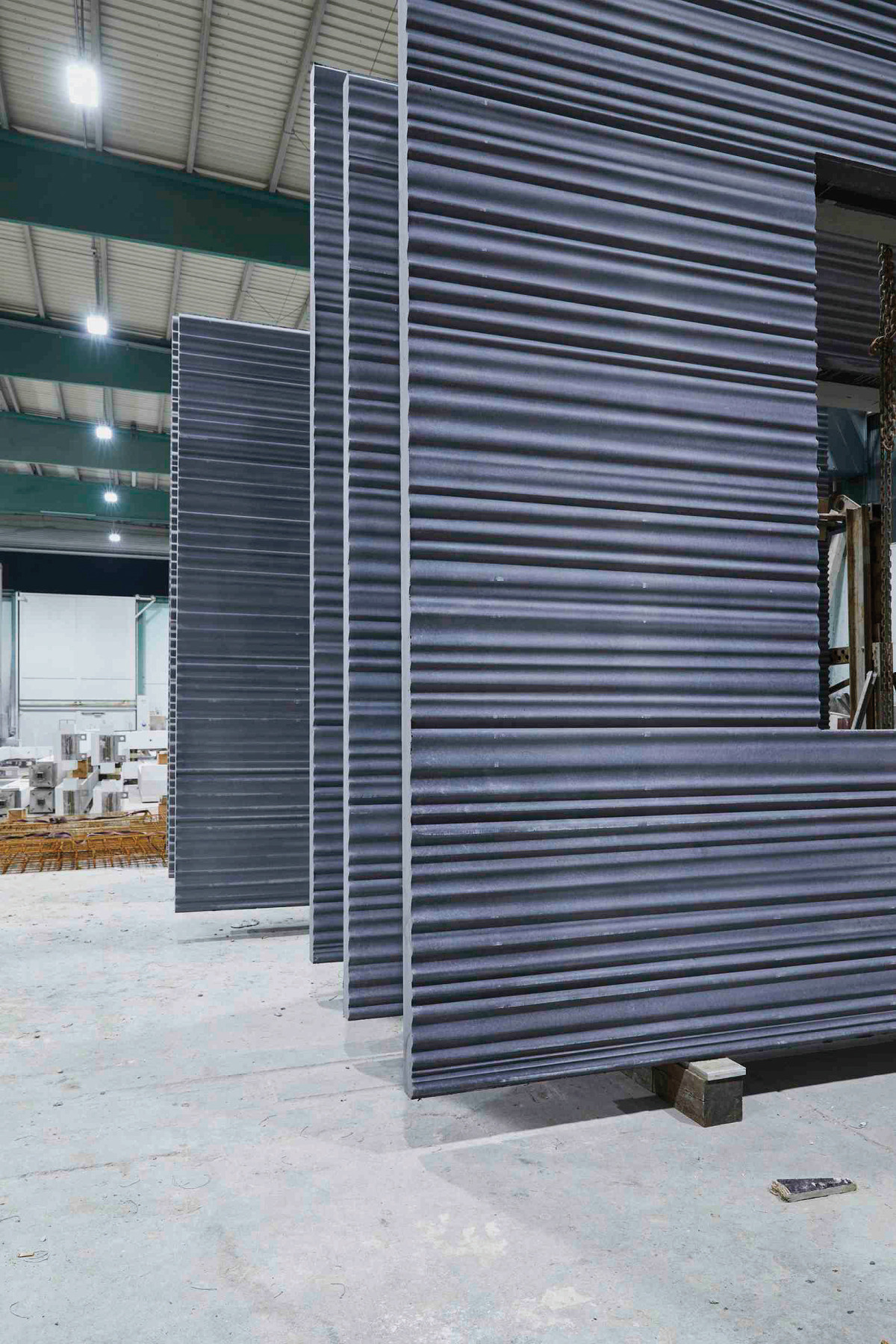Aesthetic wave: New office building of Reckli - Concrete Plant Precast ...