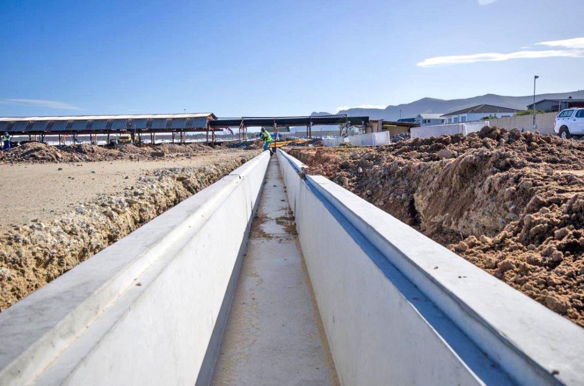 Precast concrete drainage channels preferred for Abalone farm upgrade ...