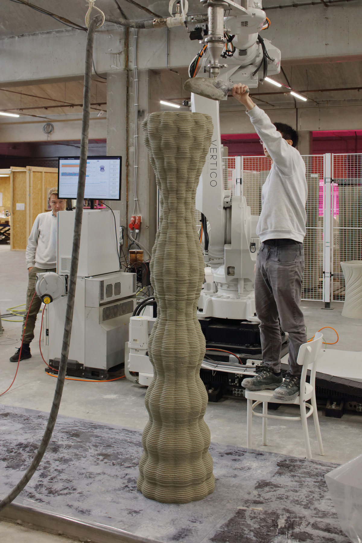 3D printing of street furniture at TU Eindhoven - Concrete Plant ...