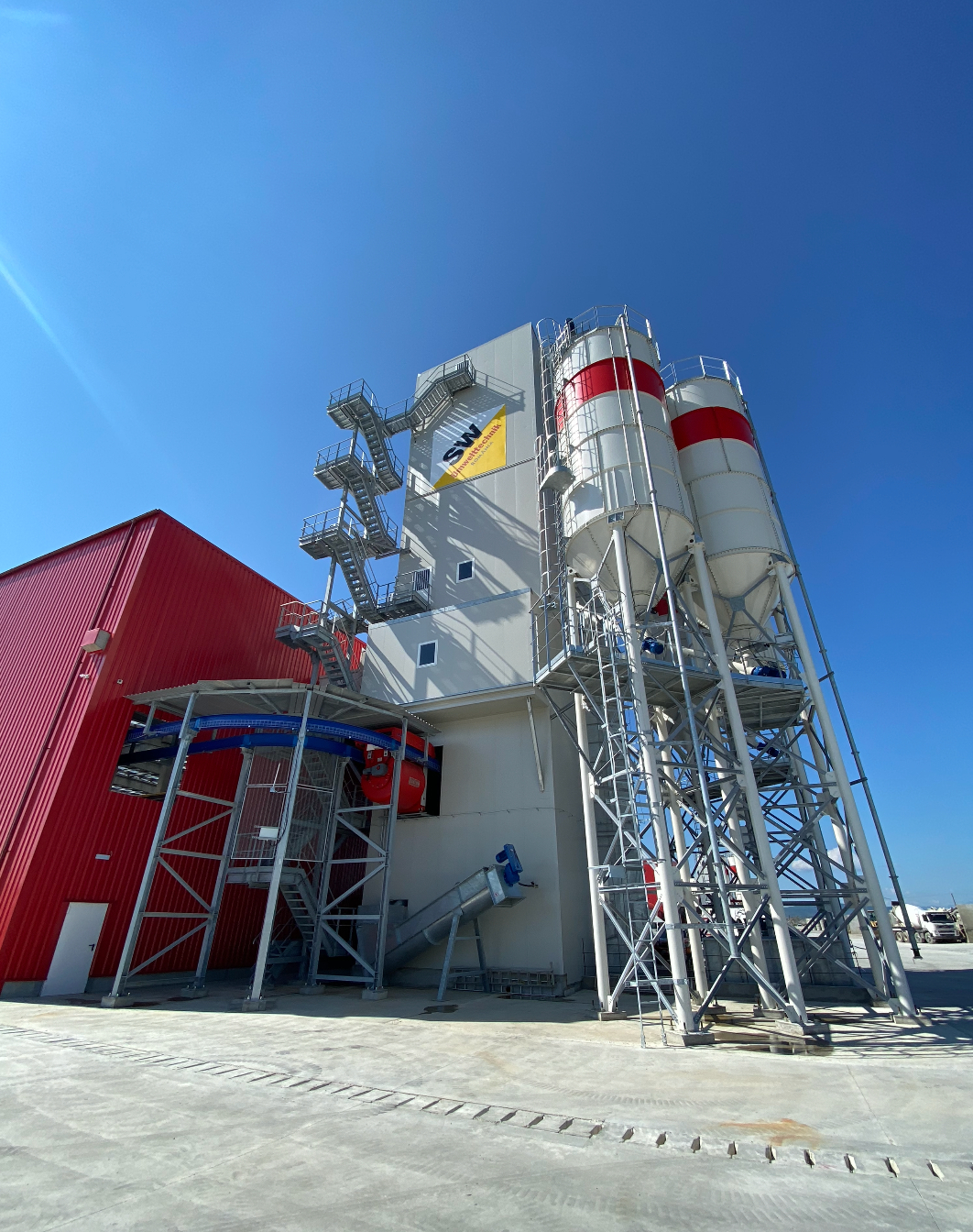 SW Umwelttechnik expands production site in Romania - Concrete Plant ...