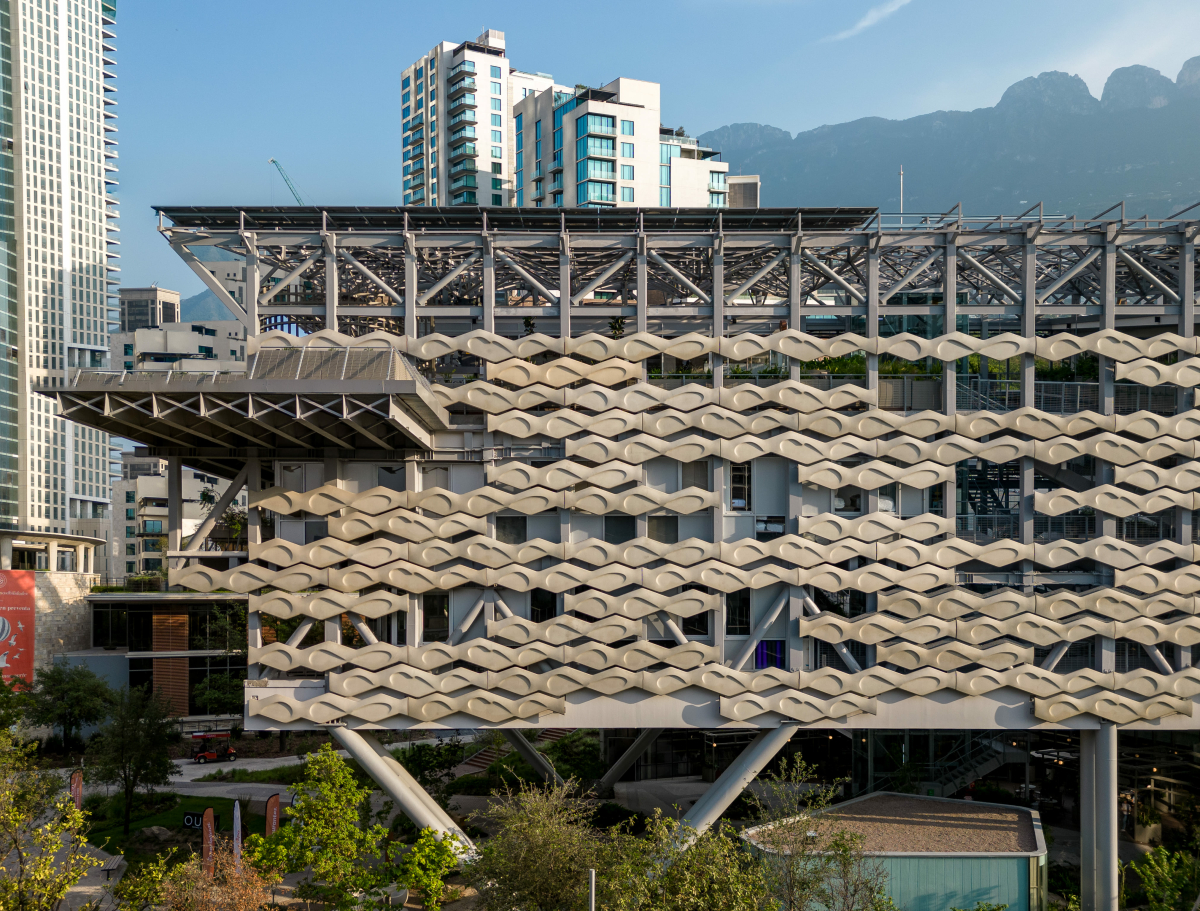 New construction projects built with precast elements in Spain, Mexico ...