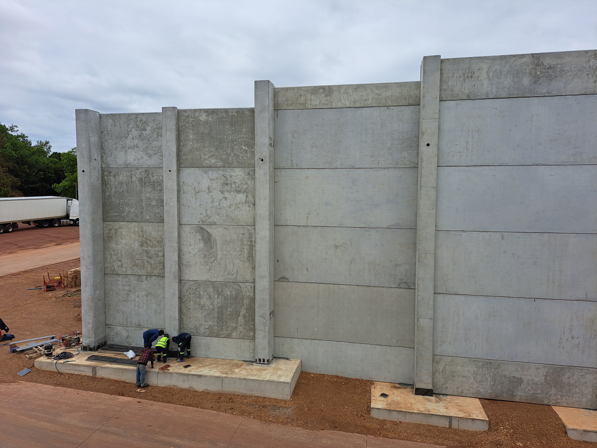 Massive Firewall built with Precast Concrete for Cape Fruit Distributor ...
