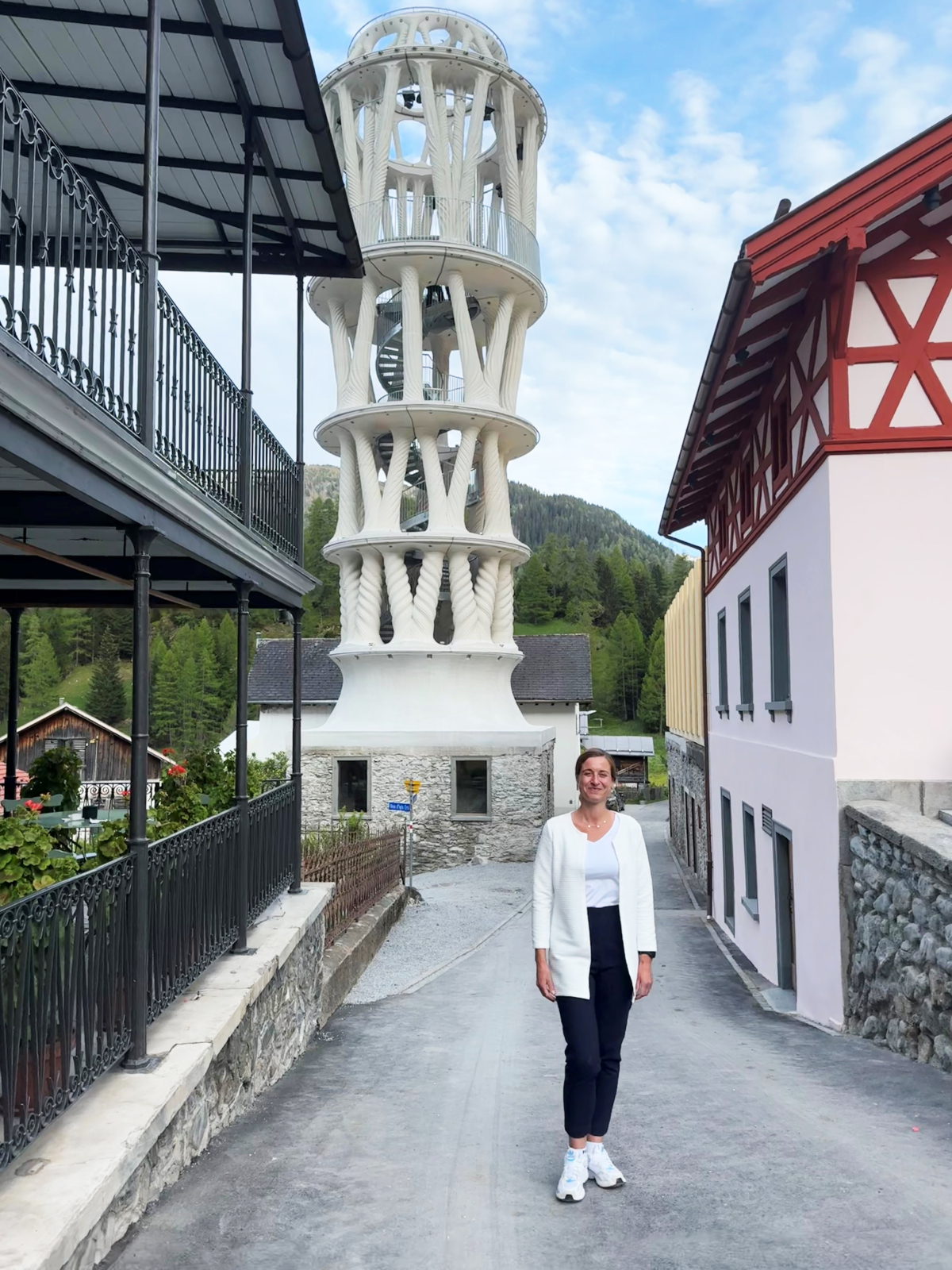 A milestone in 3D concrete printing: The White Tower of Mulegns ...