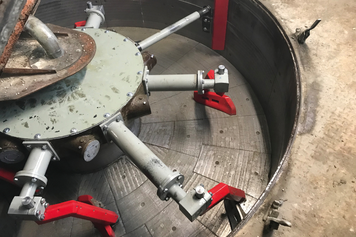 Automatic mixer cleaning – a quantum leap in concrete production ...