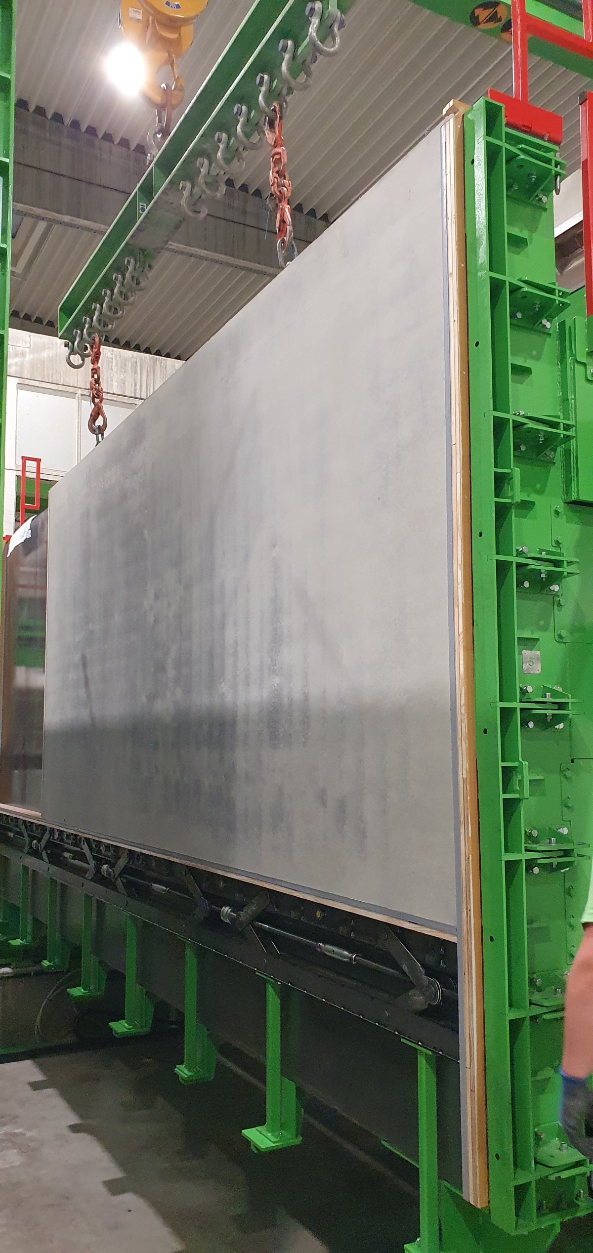 Glass GmbH modernizes Production Line with new Battery Formwork ...